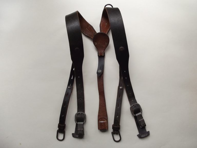 WW2 GERMAN Y STRAPS DATED 1941 - DBG Militaria