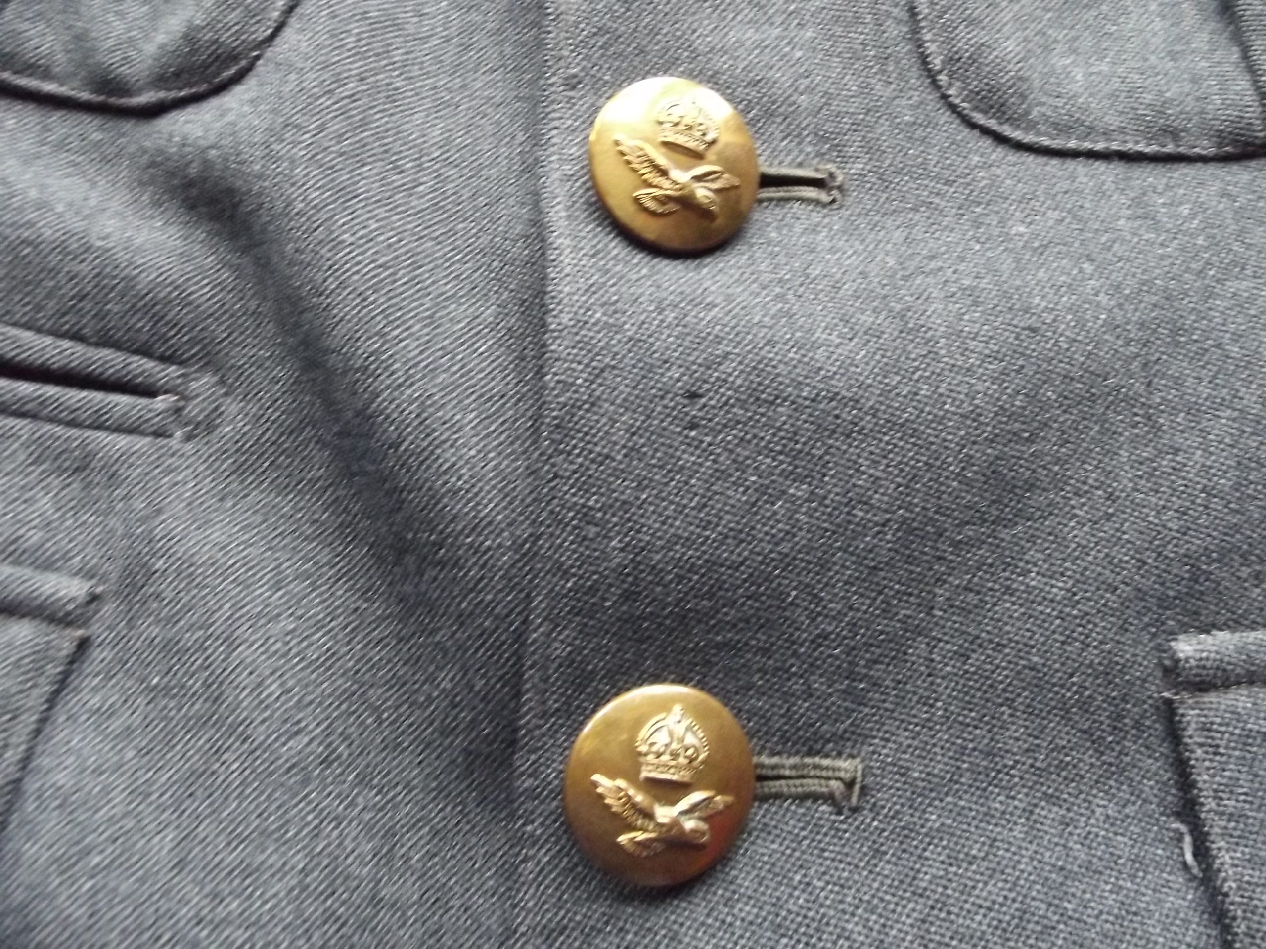 WW2 R.A.F PILOTS SERVICE DRESS TUNIC DATED 1941 - DBG Militaria