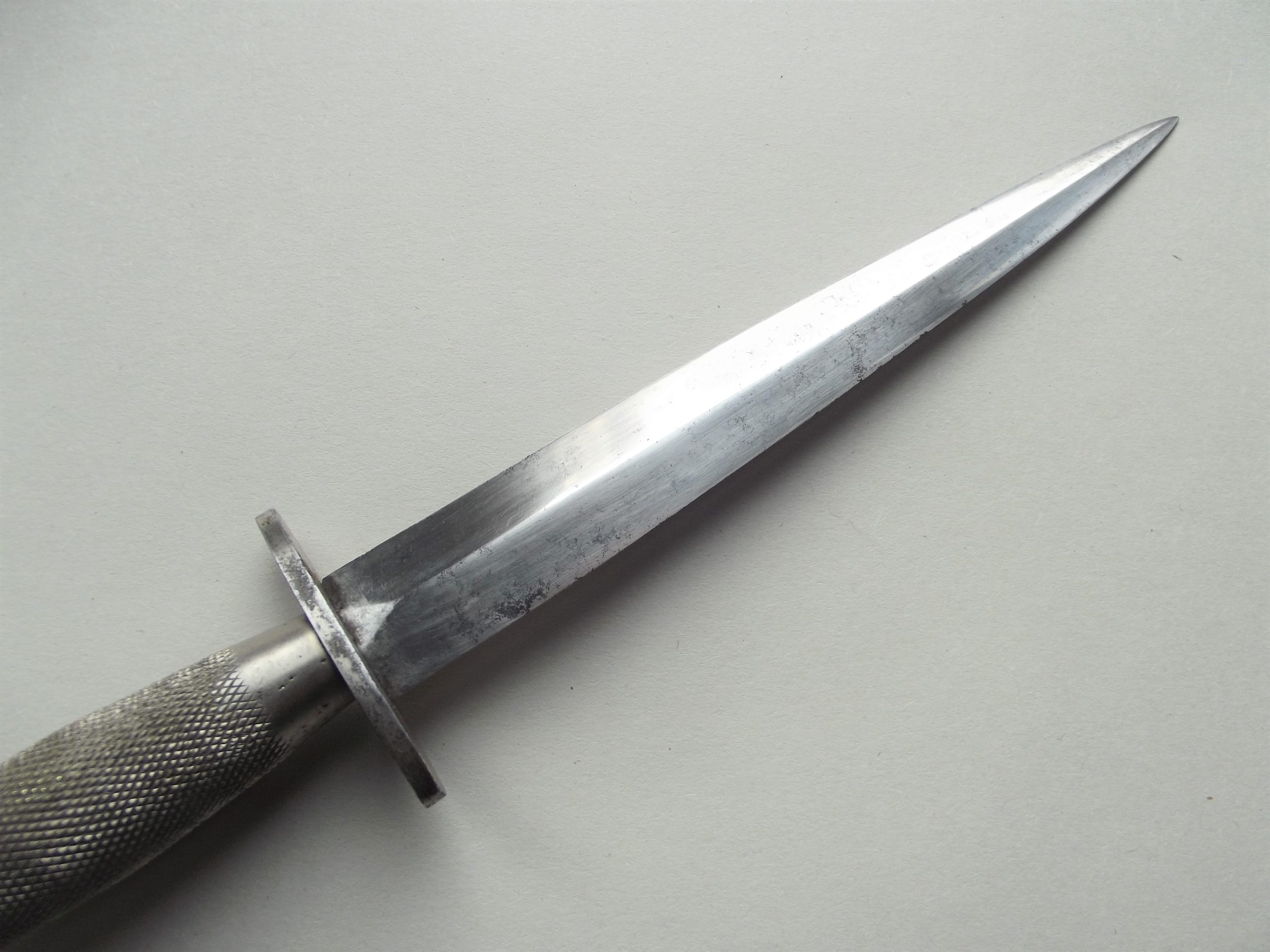WW2 2ND PTN FAIRBAIRN-SYKES COMMANDO DAGGER NICKEL ARROW 56 - DBG Militaria
