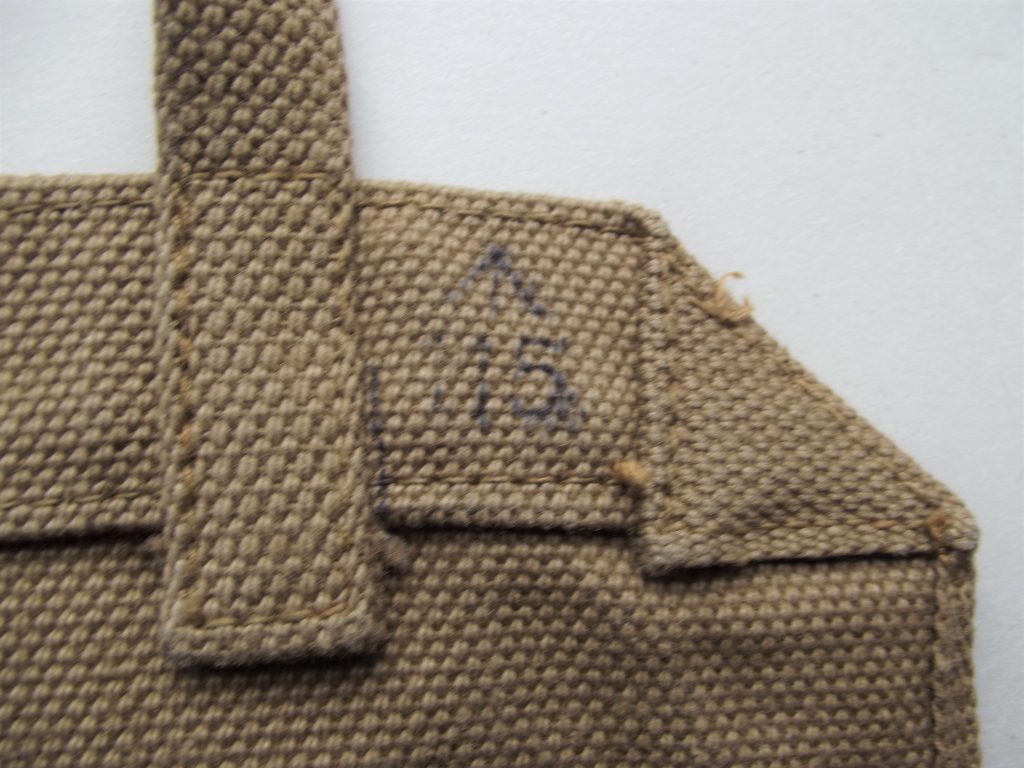 WW2 37 PTN SMALL HAVERSACK DATED 1943 - DBG Militaria