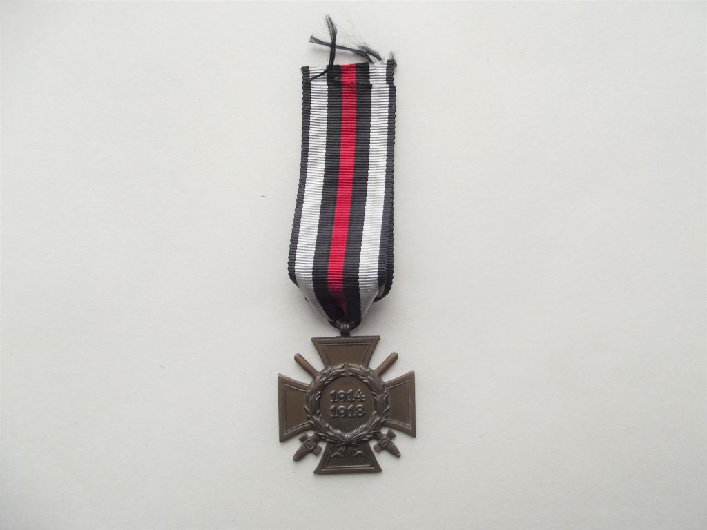 WW1 GERMAN HINDENBURG CROSS OF HONOUR CROSSED SWORDS - DBG Militaria
