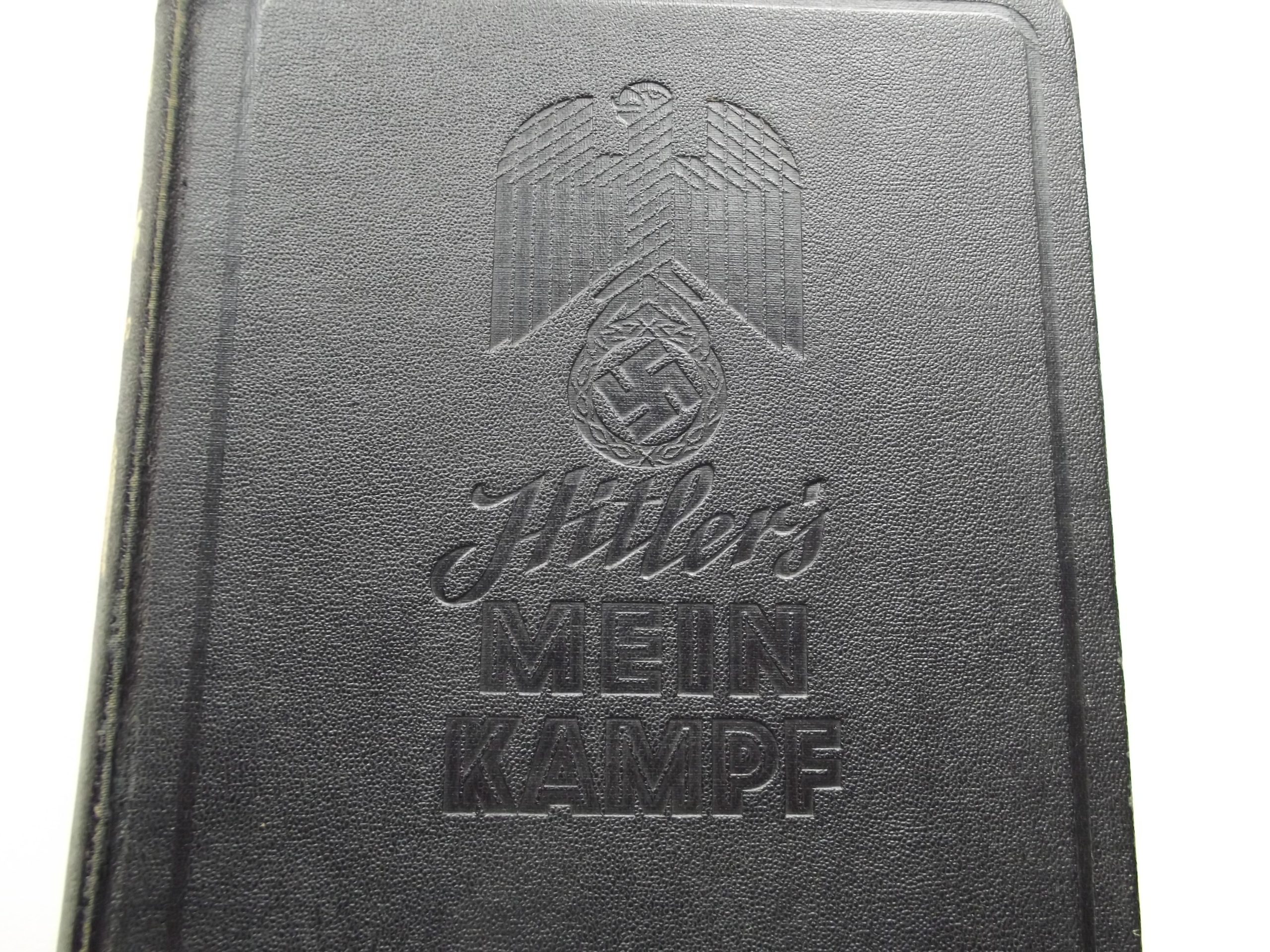 ADOLF HITLERS MEIN KAMPF ILLUSTRATED ENGLISH HUTCHINSON - DBG Militaria