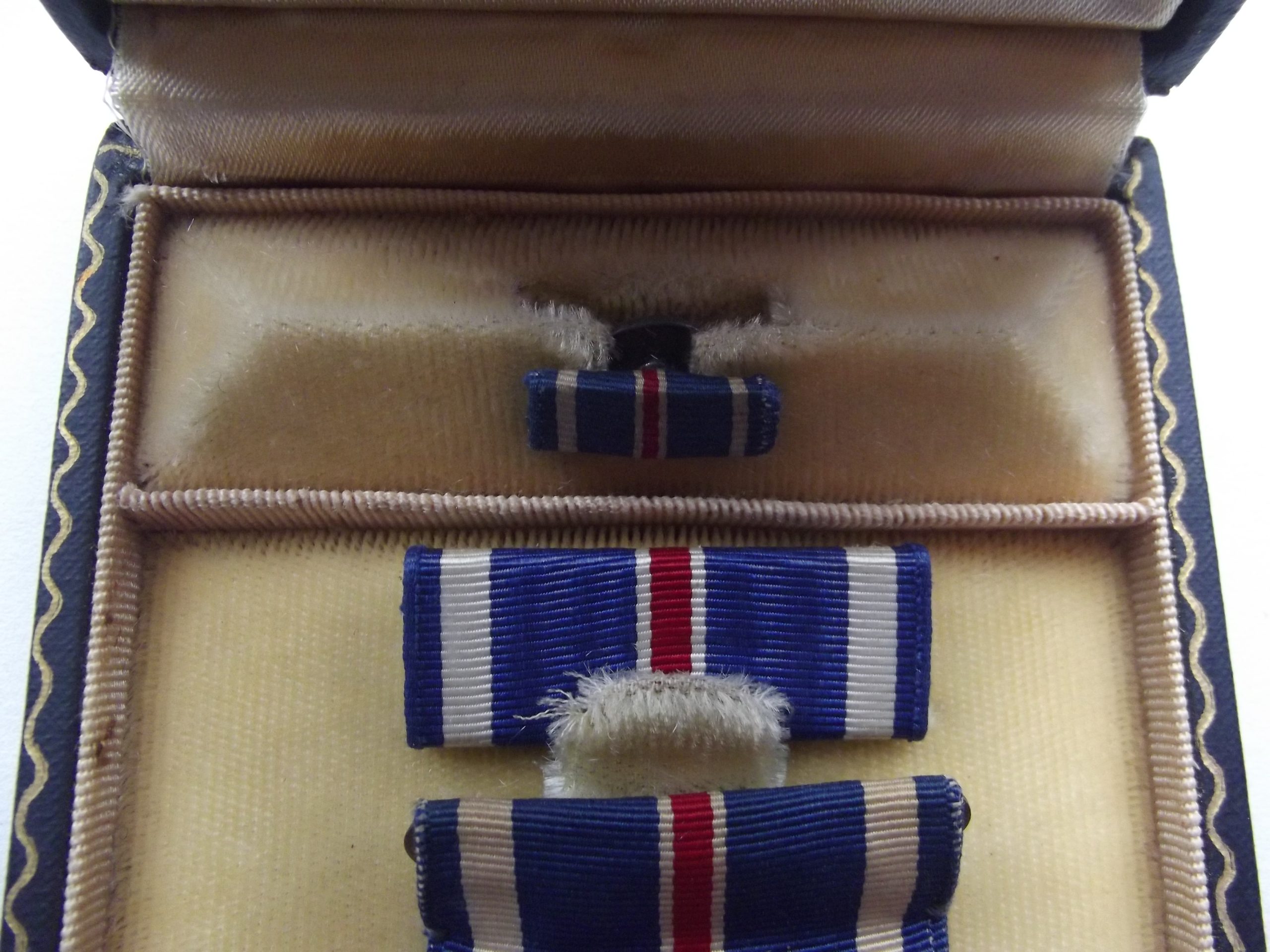 WW2 AMERICAN U.S. NAVY DISTINGUISHED FLYING CROSS CASED - DBG Militaria