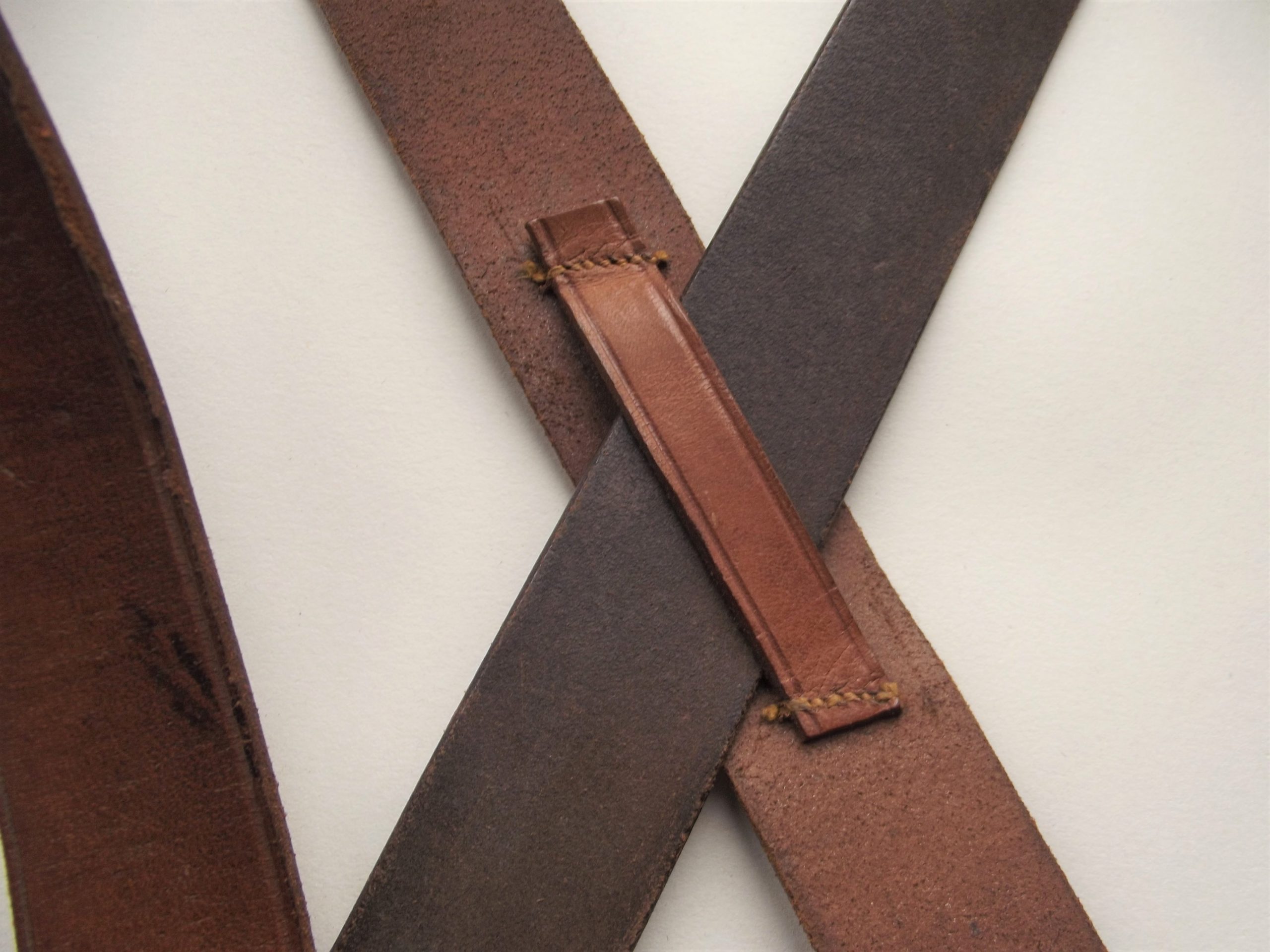 WW1 OFFICERS DOUBLE STRAP SAM BROWN SET DATED 1917 - DBG Militaria