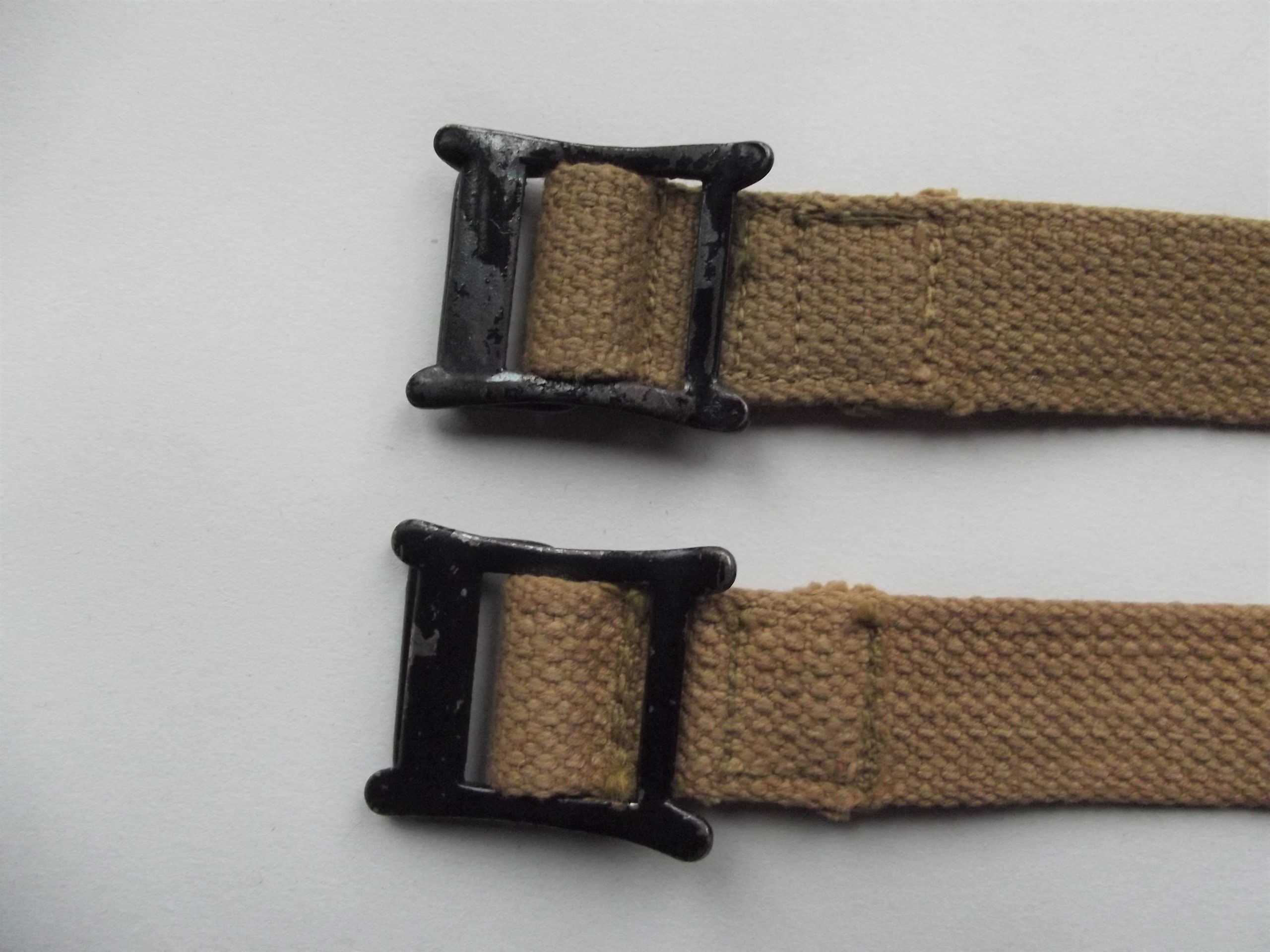 WW2 37 PTN UTILITY WEBBING STRAPS & BUCKLES DATED 1942 - DBG Militaria