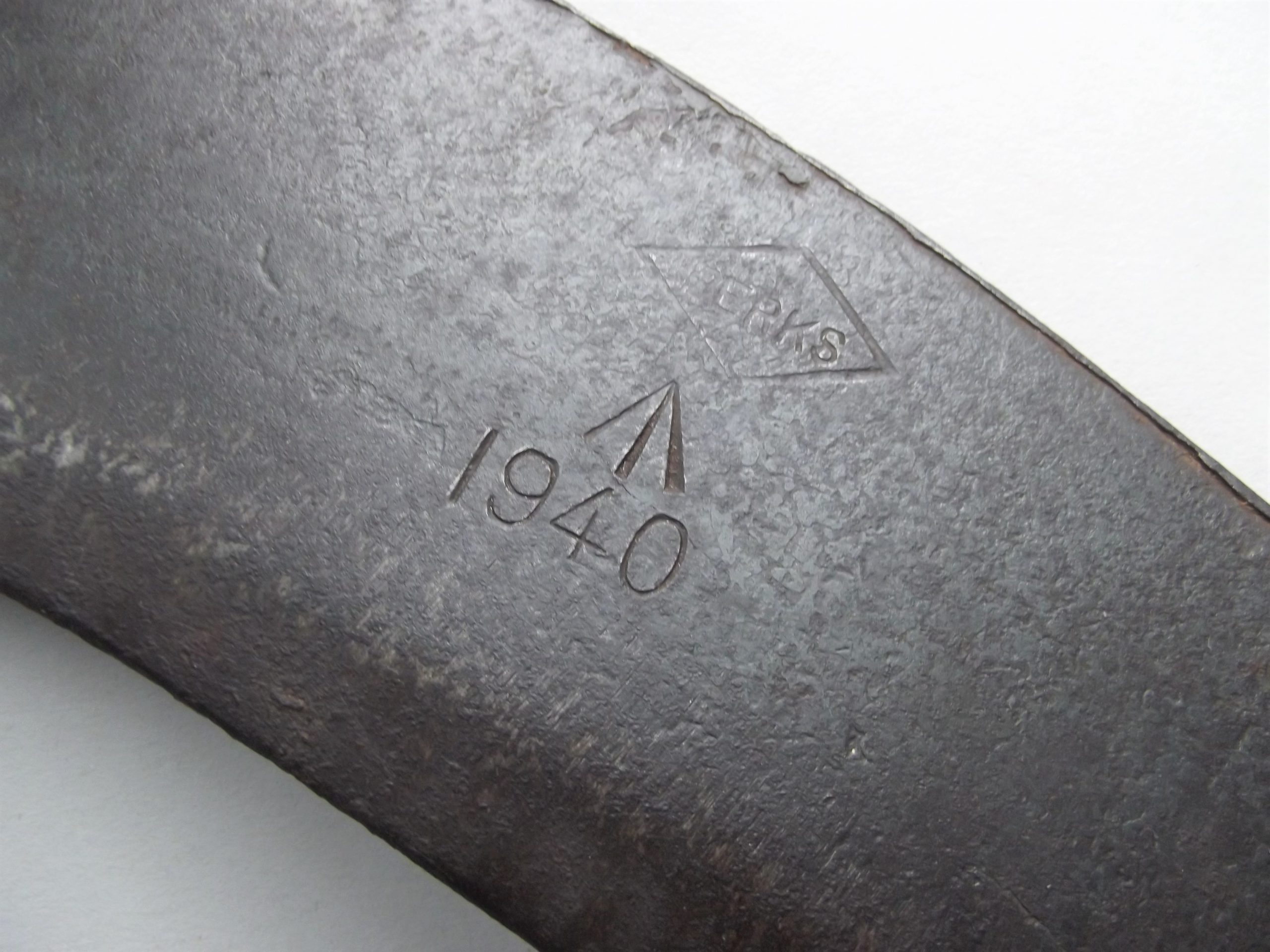 WW2 BRITISH ARMY BILL HOOK DATED 1940 - DBG Militaria