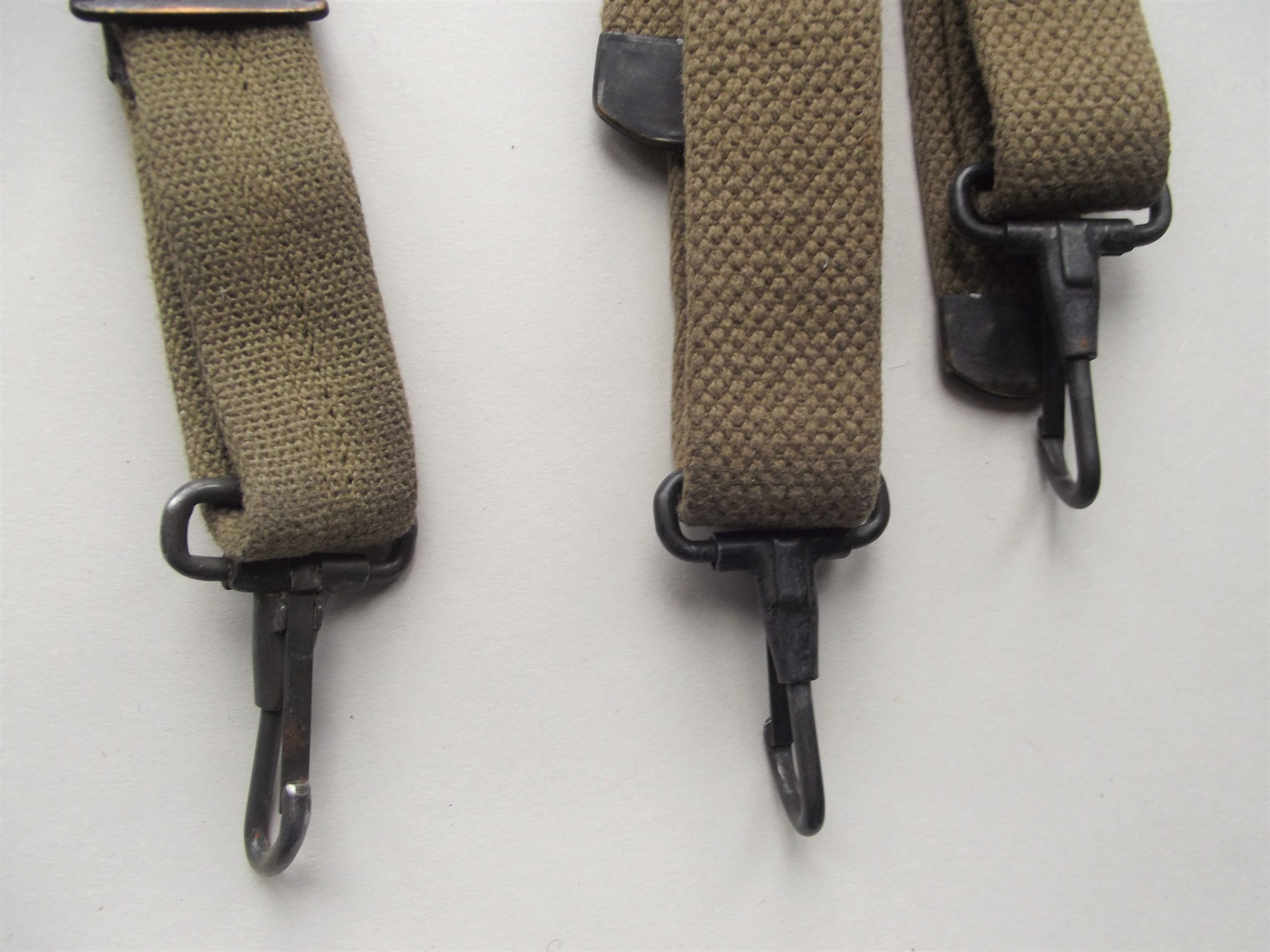 WW2 AMERICAN M1936 WEBBING SUSPENDERS OD3 DATED 1942 - DBG Militaria