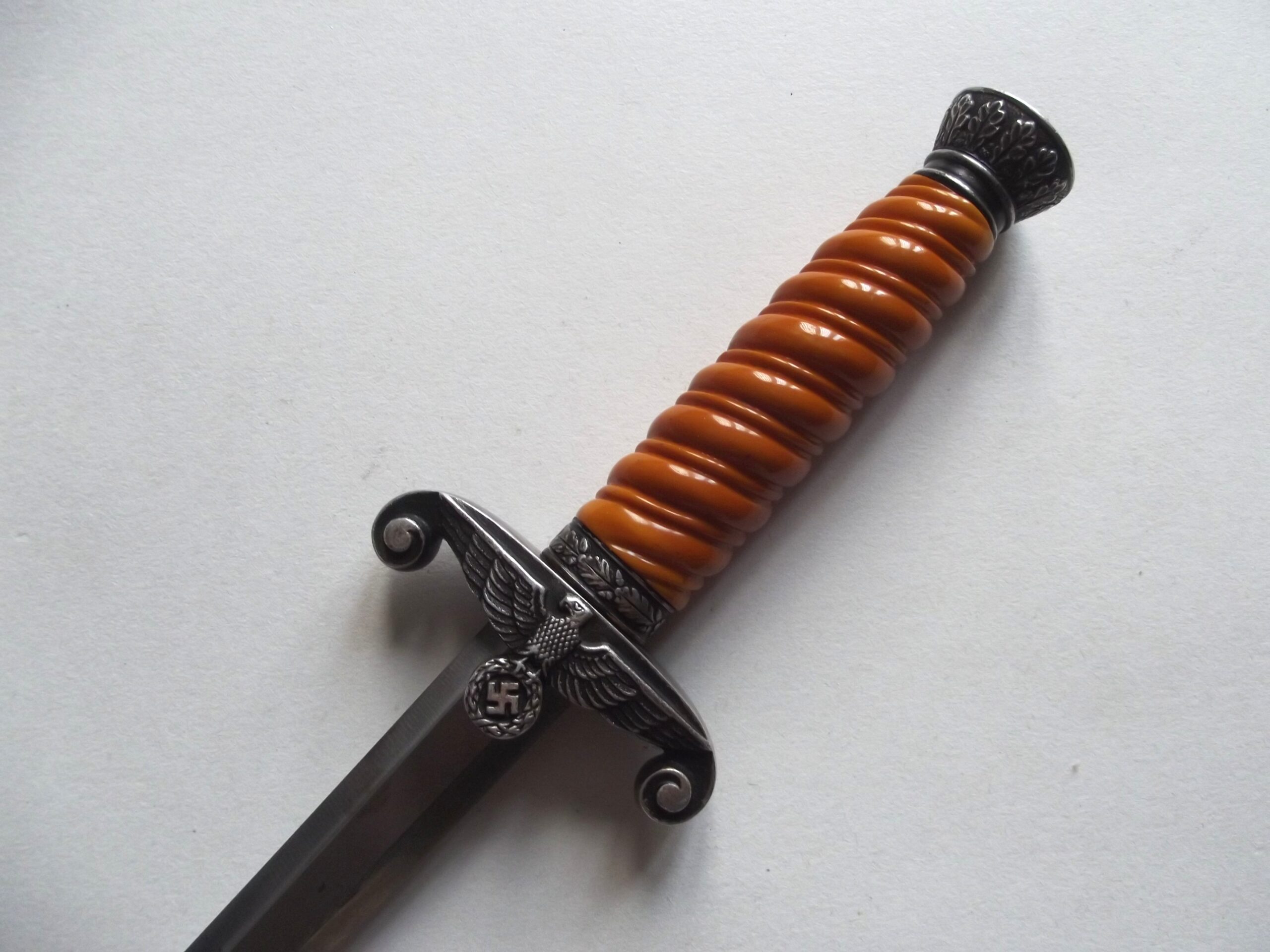 WW2 GERMAN ARMY (HEER) DAGGER & SCABBARD F W HOLLER - DBG Militaria