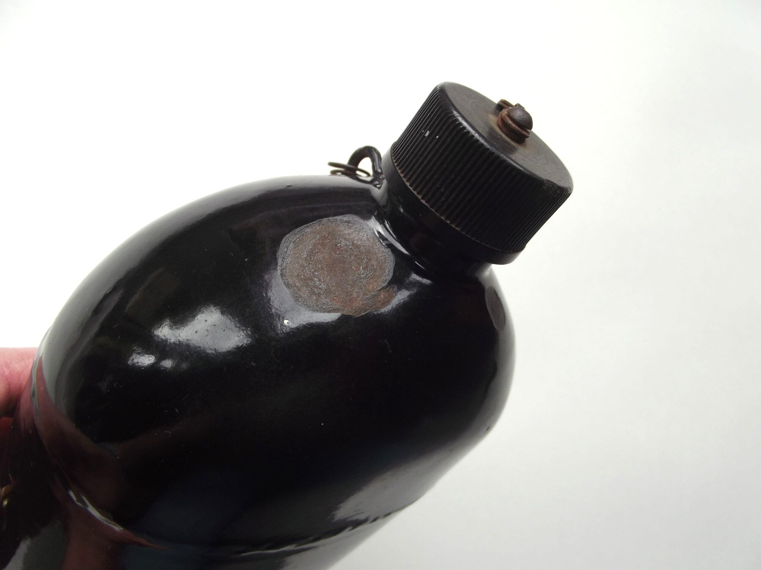 WW2 AMERICAN ENAMEL CANTEEN C1942 - DBG Militaria