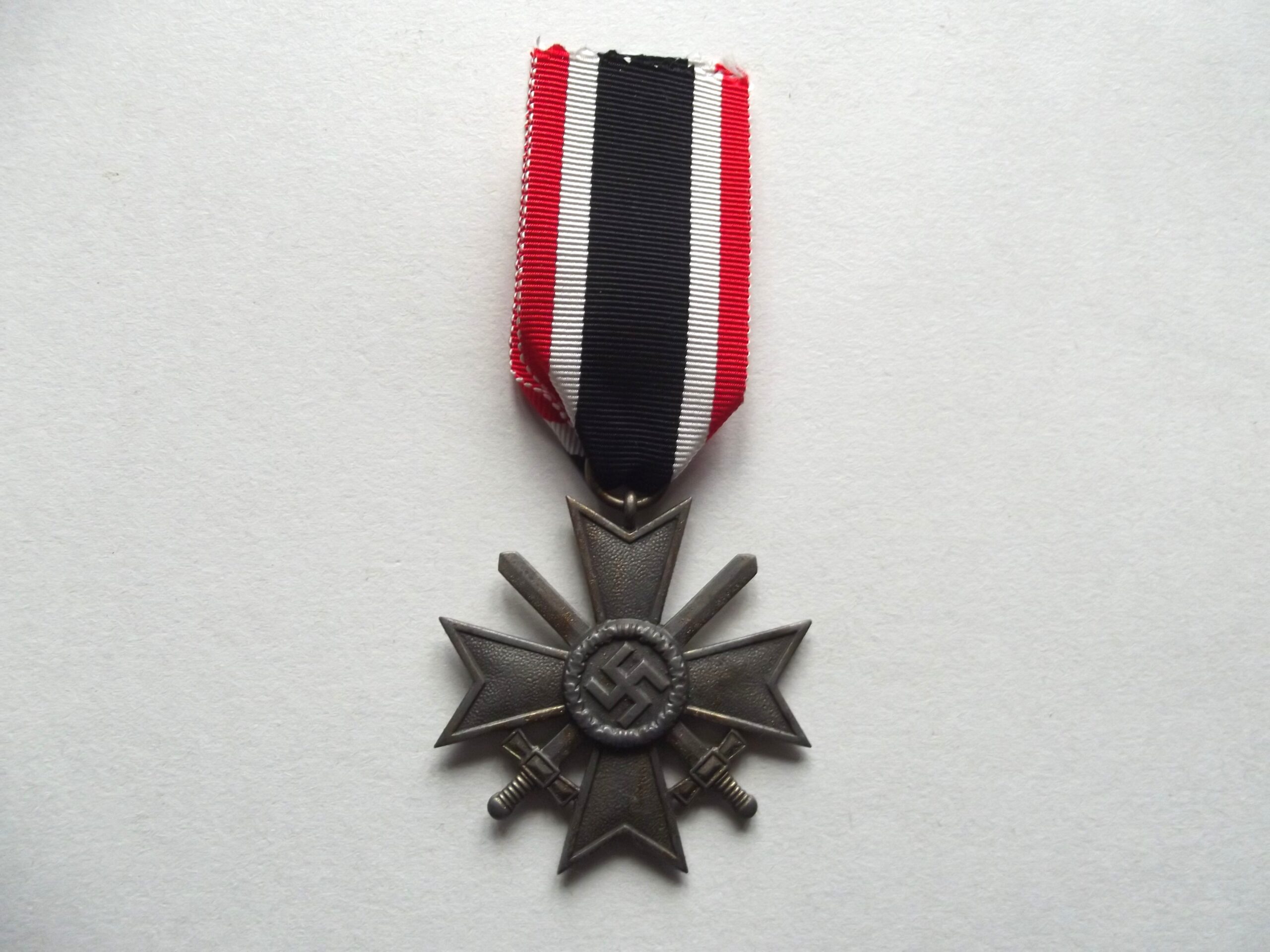 WW2 GERMAN 2ND CLASS WAR MERIT CROSS WITH SWORDS MAKER 107 - DBG Militaria
