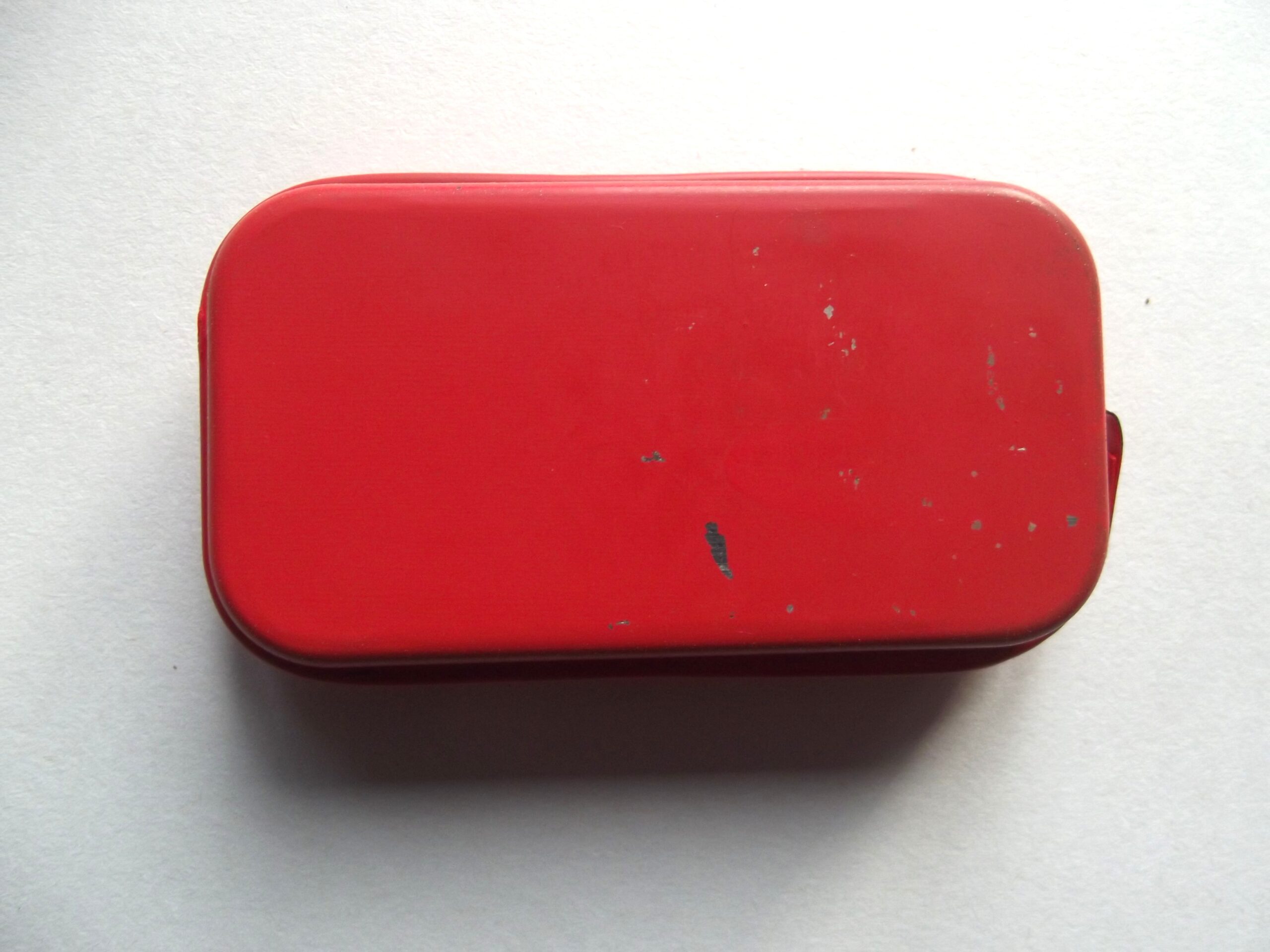 WW2 AMERICAN FIRST AID CARLISLE MODEL TIN - DBG Militaria